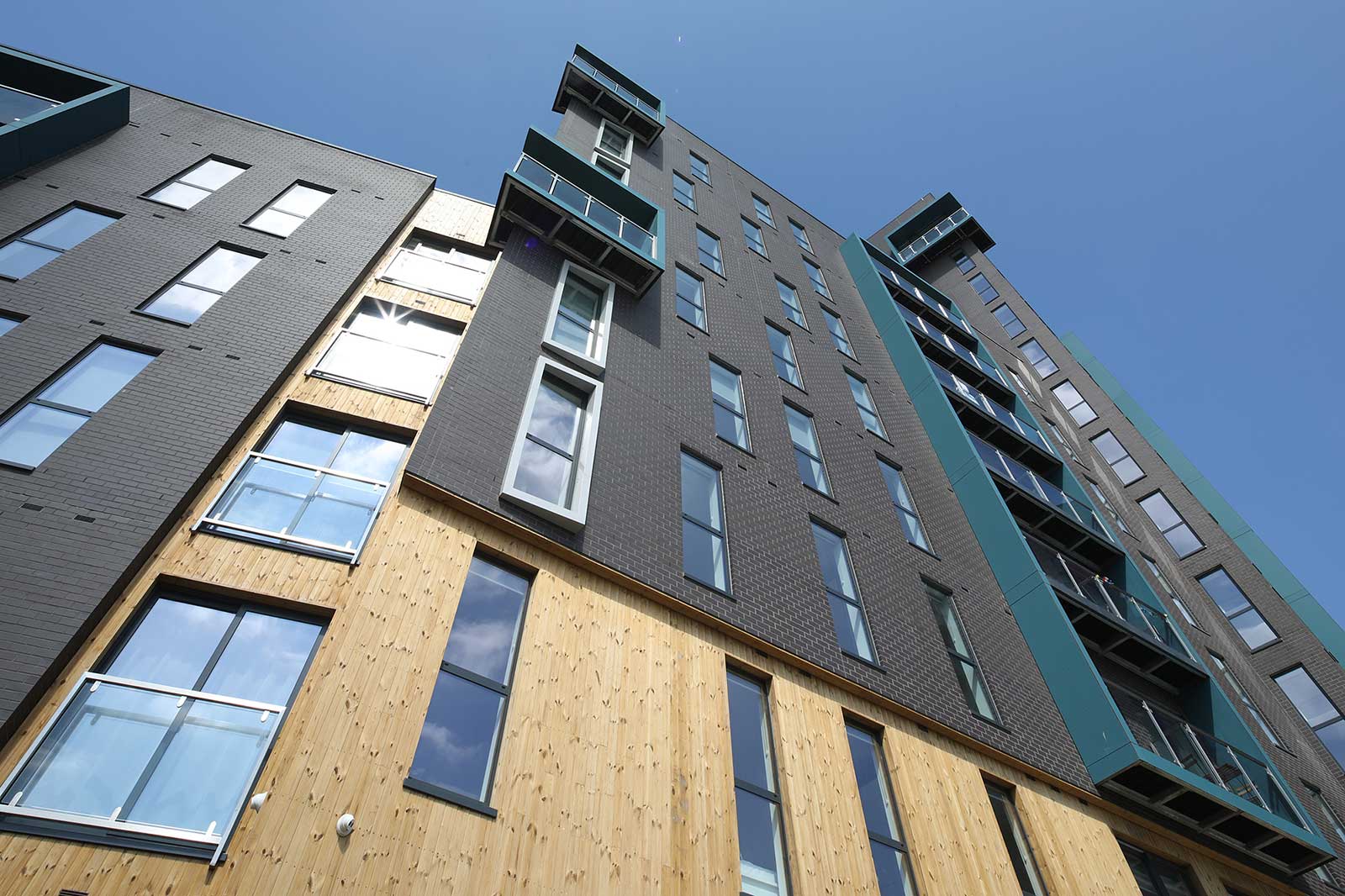 X1 Aire, Leeds | Aire Valley Architectural Aluminium LTD